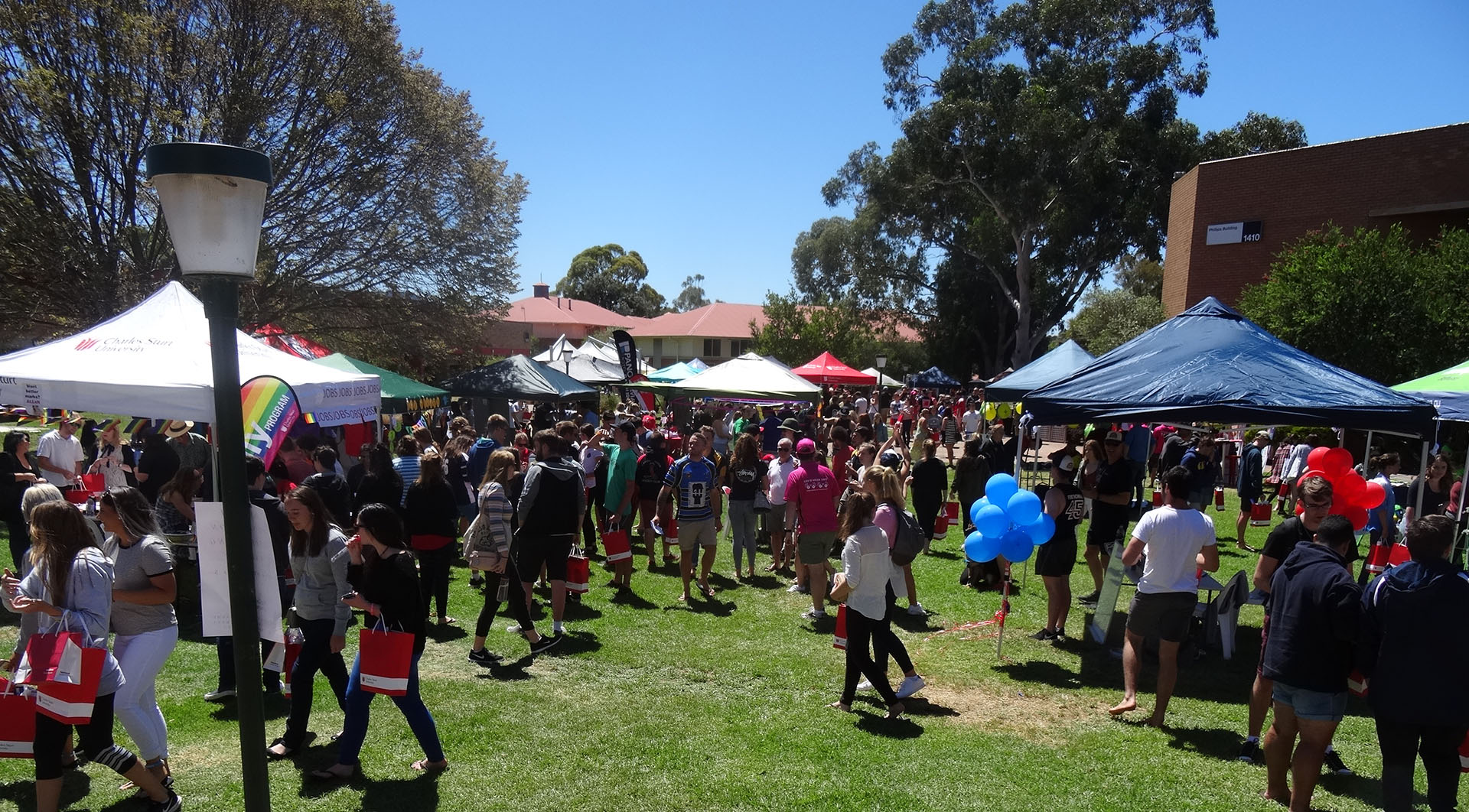 On-campus orientation for thousands of new students at CSU - CSU News