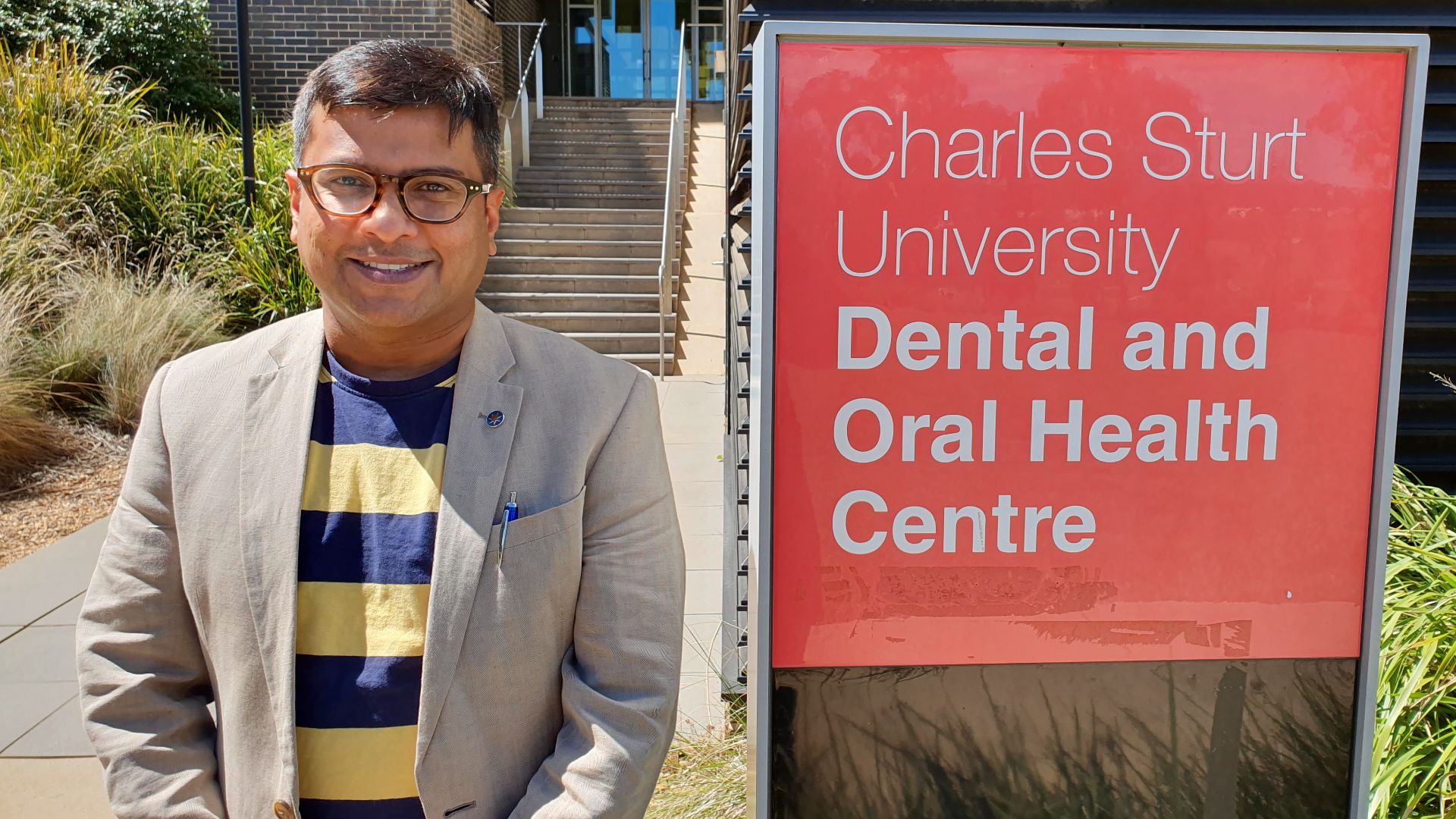 Charles Sturt dentistry lecturer wins international research award ...